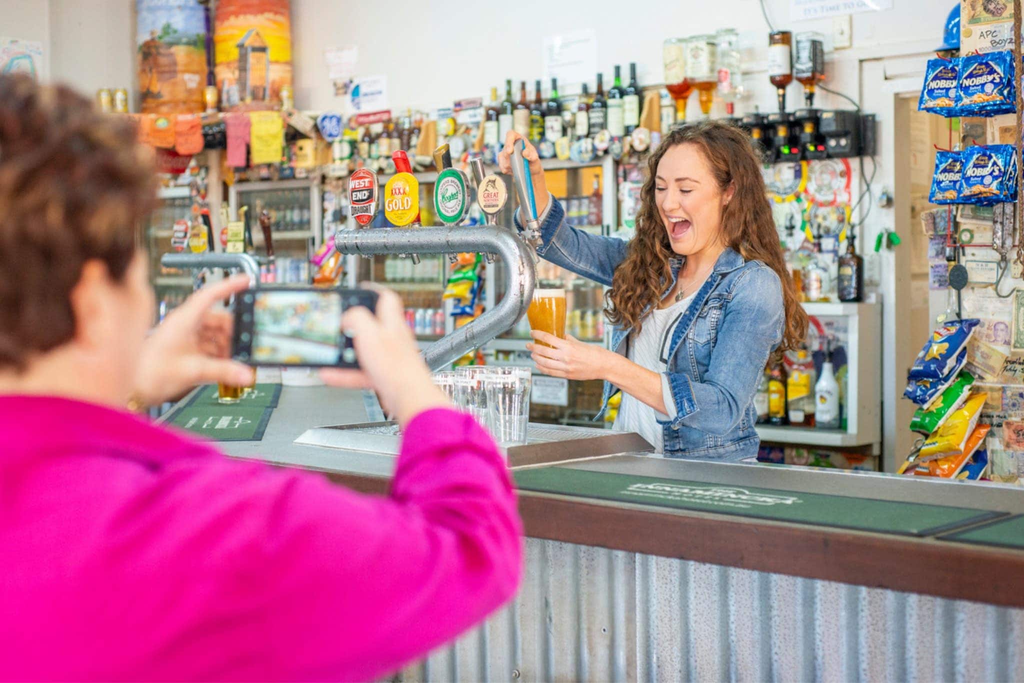 Working Holiday Opportunities: Jobs on The Outback Loop